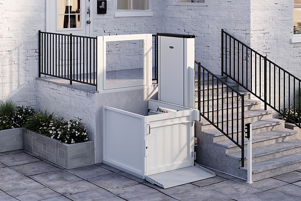 Inclined platform lift – the perfect solution, even for just 5 steps ...